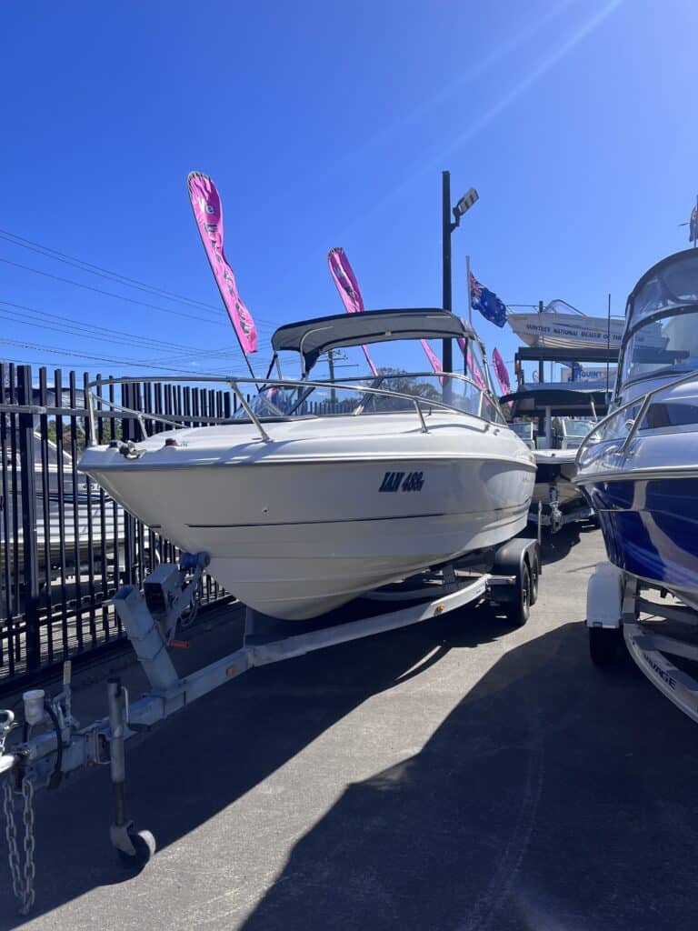 2152 Capri Bayliner - 2001 - Terrace Boating & Leisure Centre